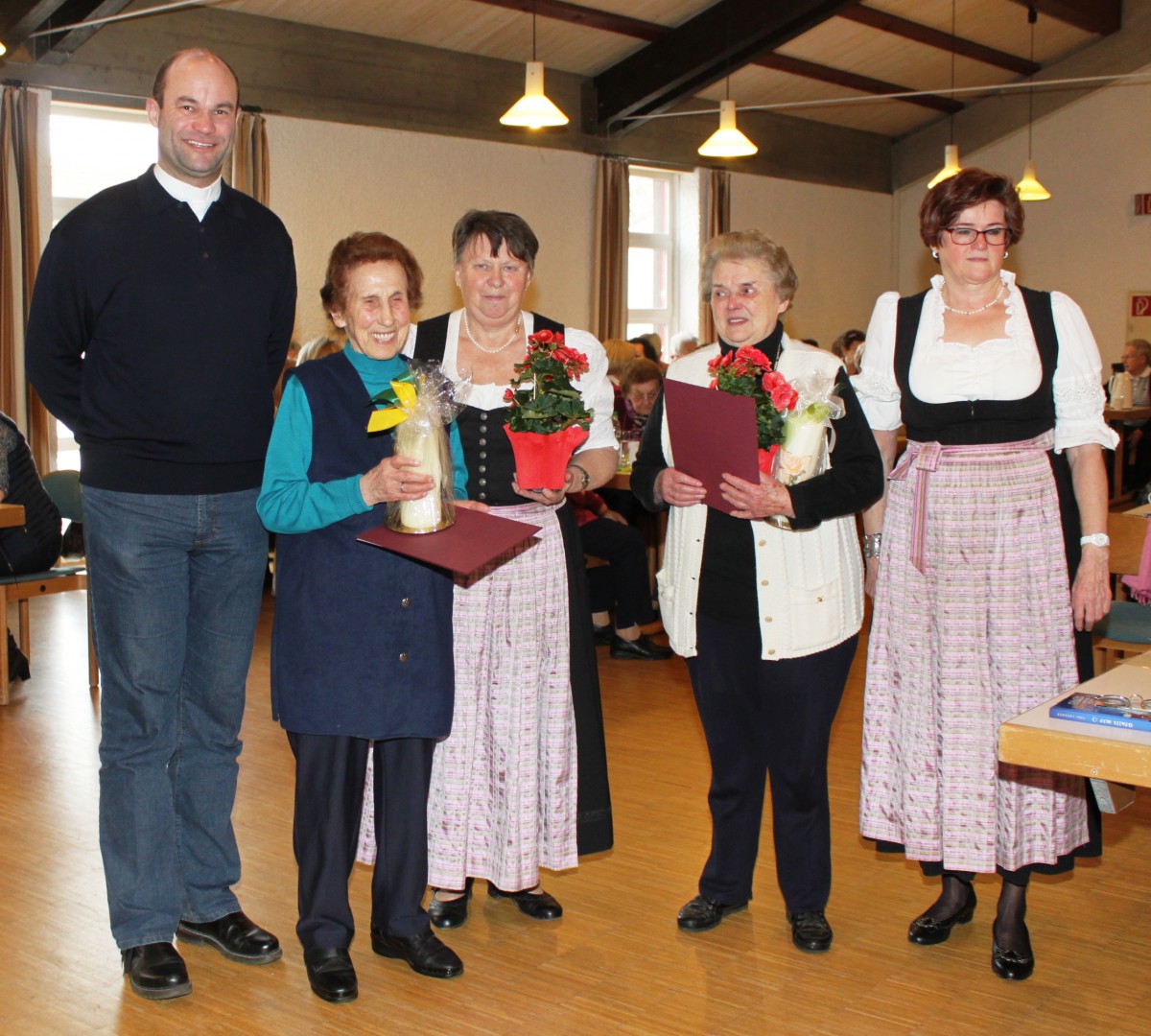 Jahreshauptversammlung 2016 – Katholische Frauen Ismaning KFI